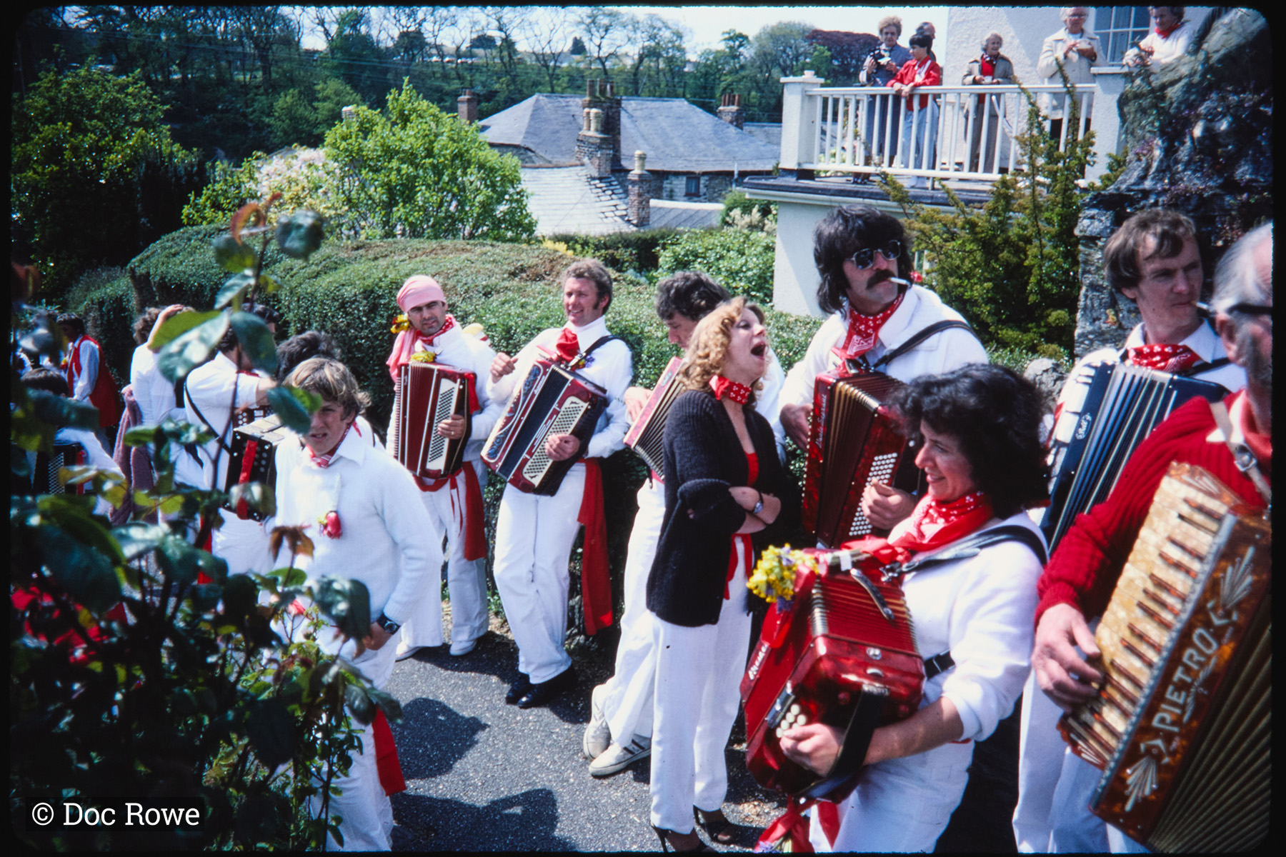 Old Oss band accordion players and singers | Echoes of Padstow